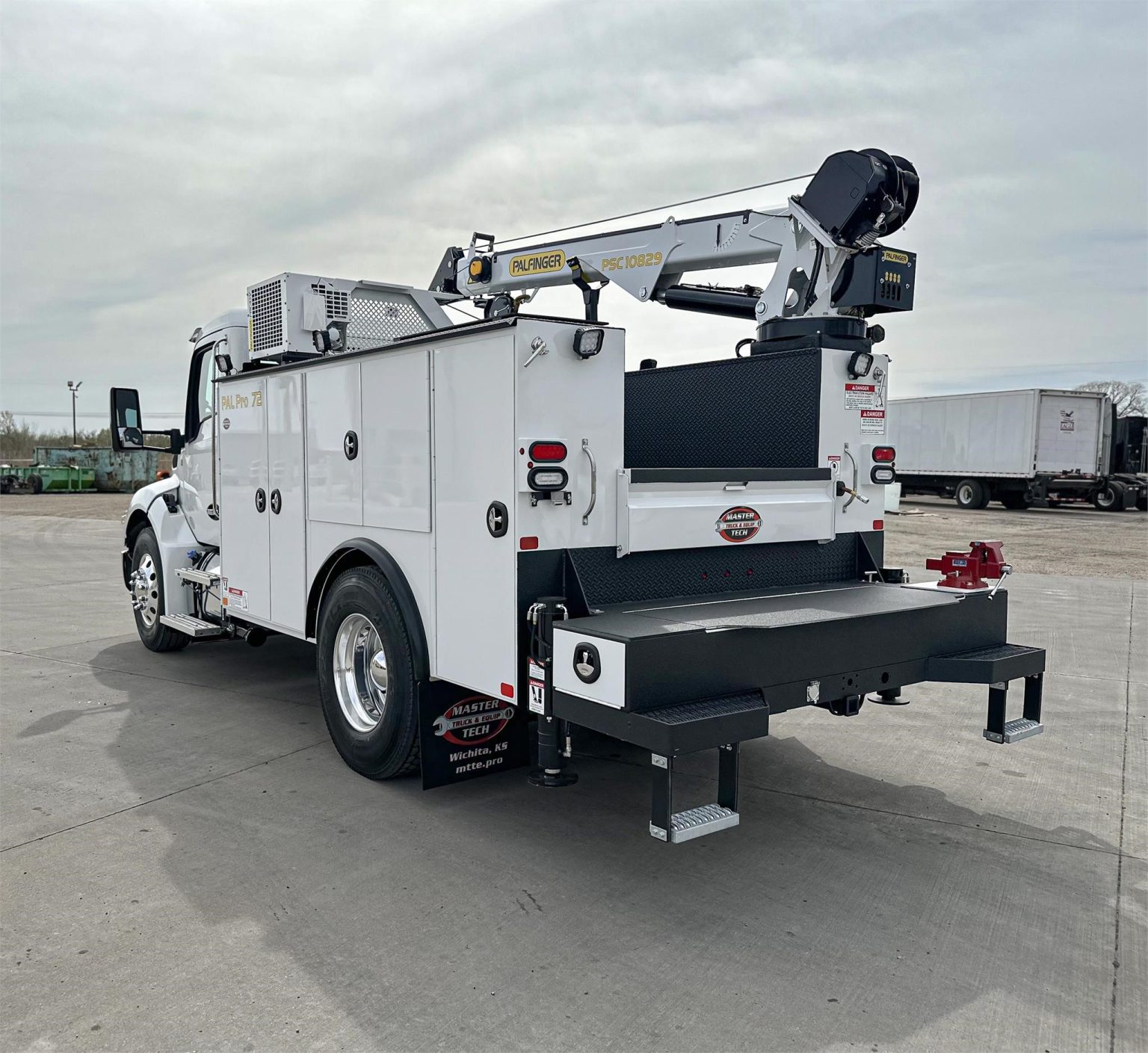 2023 KENWORTH T280 - WKI Kenworth